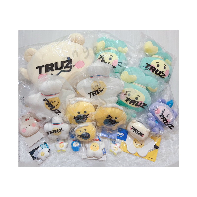 Jual READY STOCK - Treasure Truz Bagcharm Mini Minini / Cushion / Wrist Line Official | Shopee ...