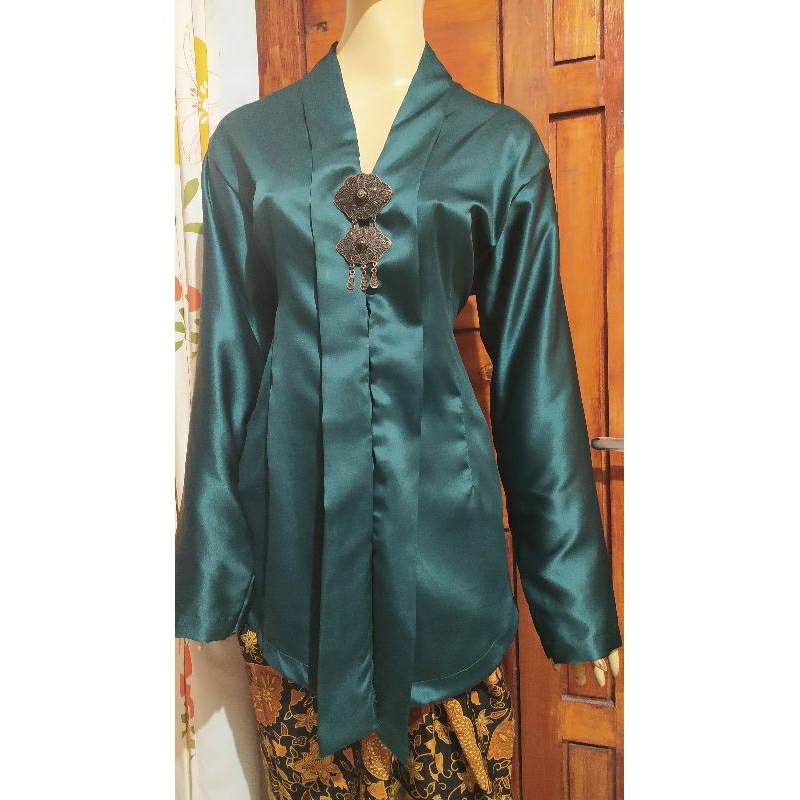 Jual KEBAYA KARTINI SATIN VELVET | Shopee Indonesia
