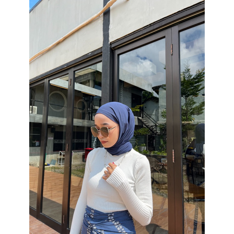 Jual INNER RAJUT / MANSET TURTLENECK BY VIKANA | Shopee Indonesia