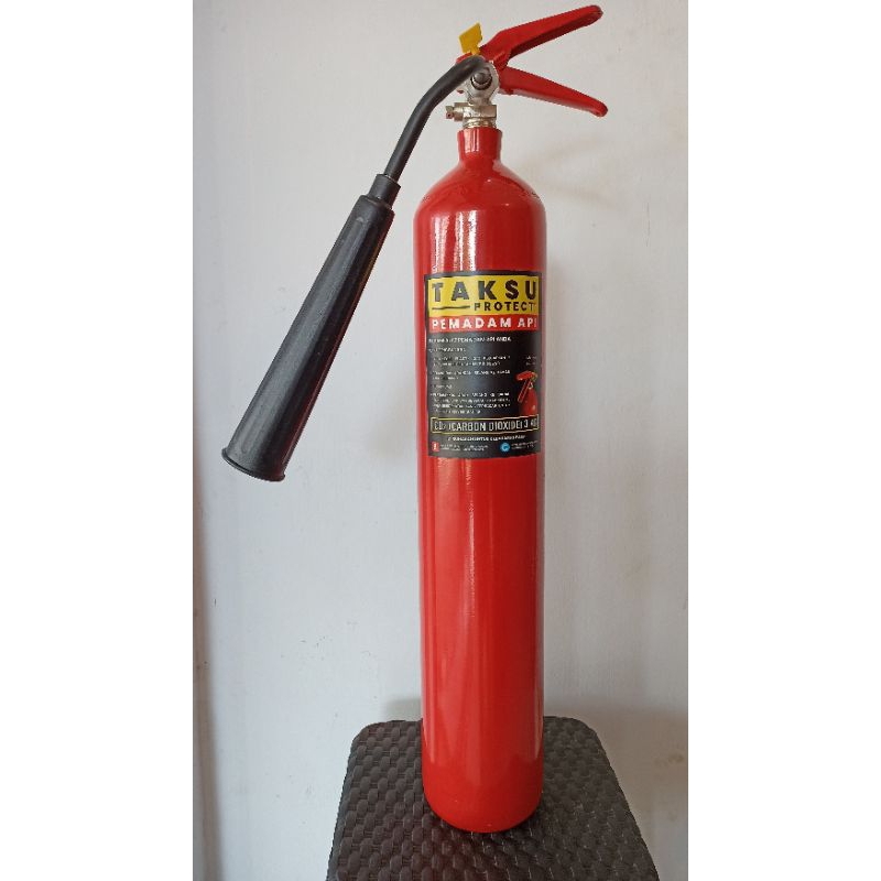 Jual APAR CO2 (Karbon Dioksida) 3Kg / ALAT PEMADAM API / FIRE EXTINGUISHER | Shopee Indonesia