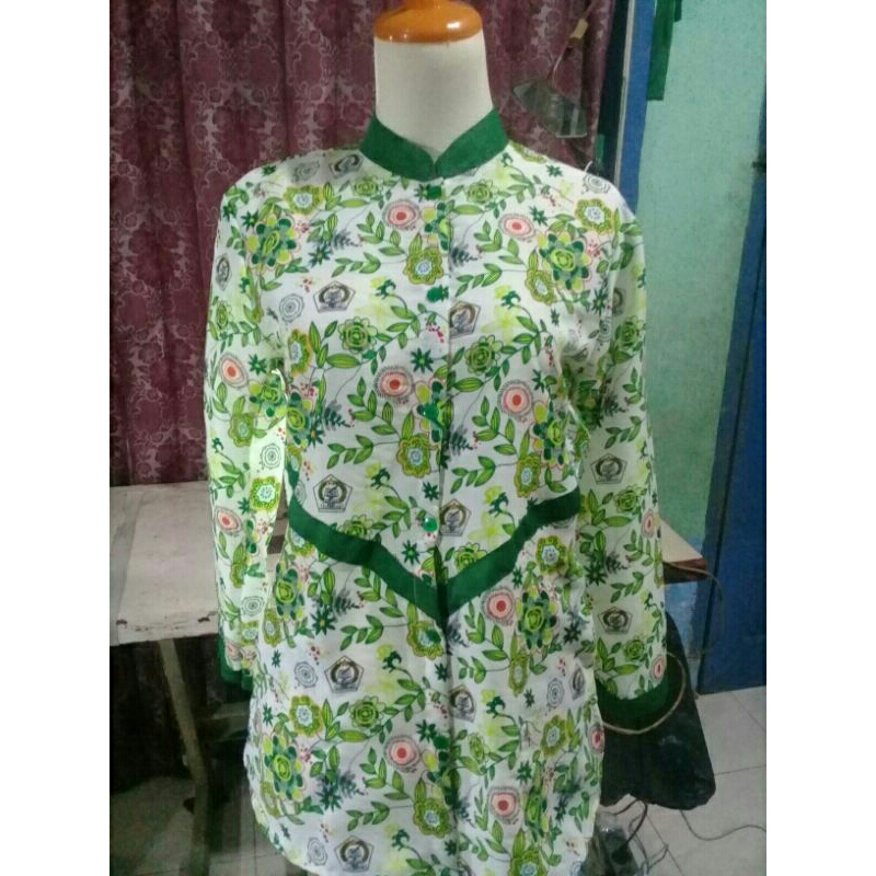 Jual seragam batik madrasah diniyah fkdt pria dan wanita dengan logo ...