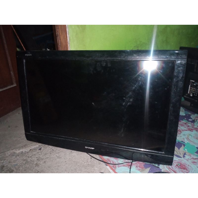 Jual Tv LCD LED 32" inch , Merk Sharp Analog Second | Shopee Indonesia