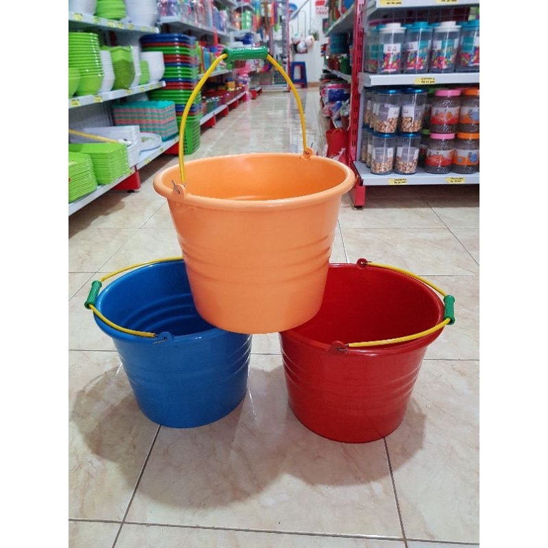 Jual Ember 18 wrn Giok star /Ember 12 liter | Shopee Indonesia
