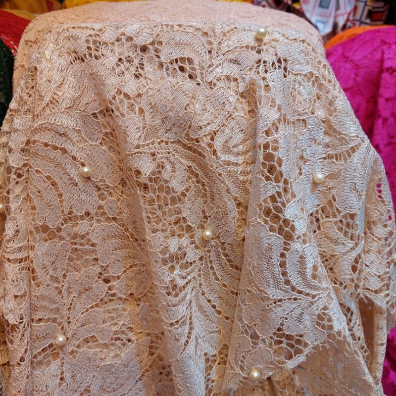 Jual kain brokat / kain Brokat Kembang / Kain Kebaya Brokat Cornelly ...