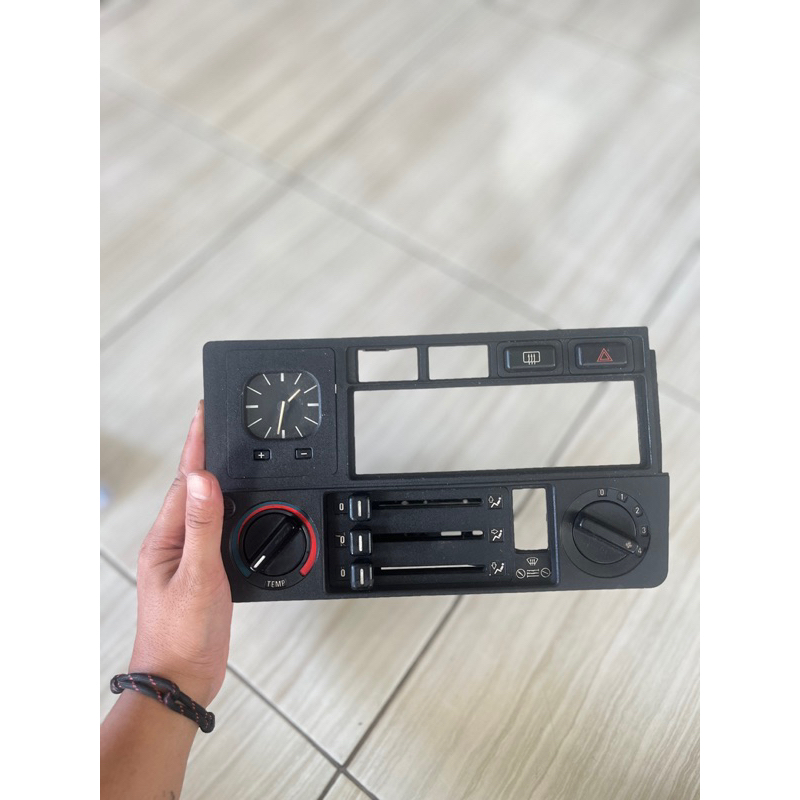 Jual panel tengah dashboard bmw e30 m40 | Shopee Indonesia
