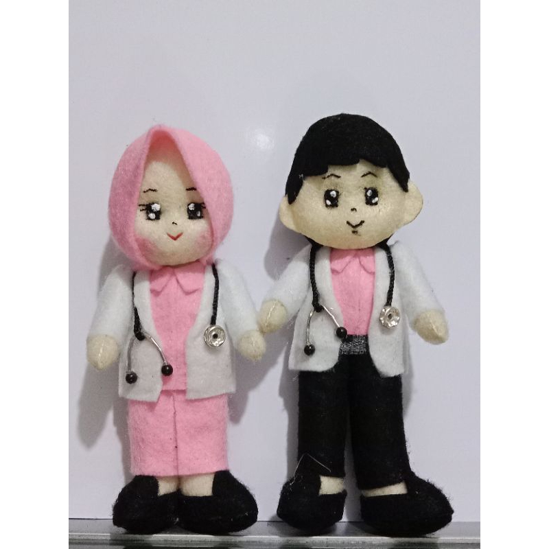 Jual boneka docter | dokter | suster | perawat | Shopee Indonesia