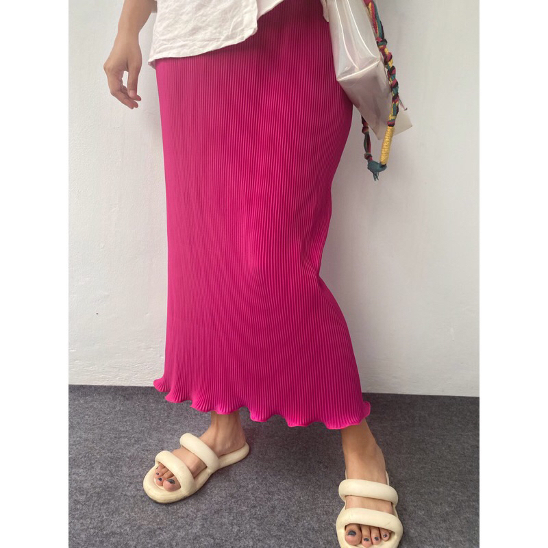 Jual Rok Plisket Span Wavy Premium | Shopee Indonesia