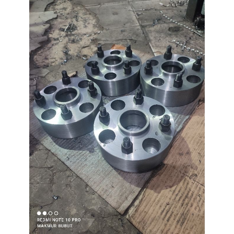 Jual adaptor velg 5 cm 4 pc H4x114,3 kijang avanza carry | Shopee Indonesia