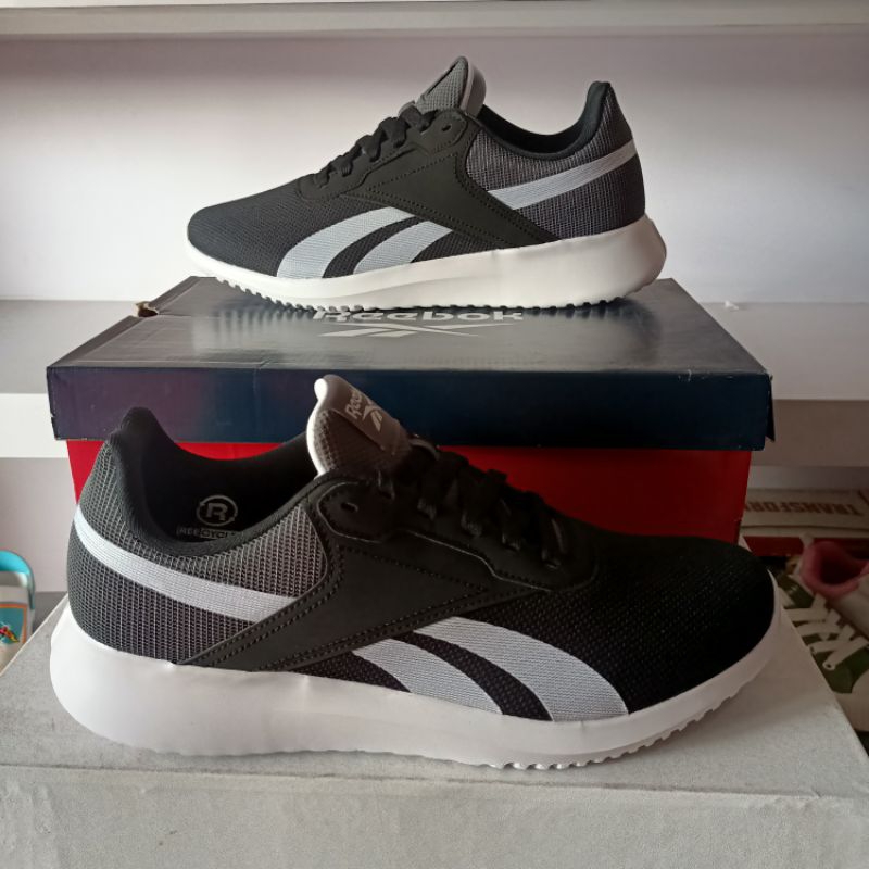 Jual REEBOK Fluxlite hitam ( Size : 43 ) | Shopee Indonesia