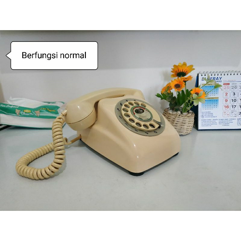 Jual Telepon antik jadul klasik estetik kuno lawas normal japan ...