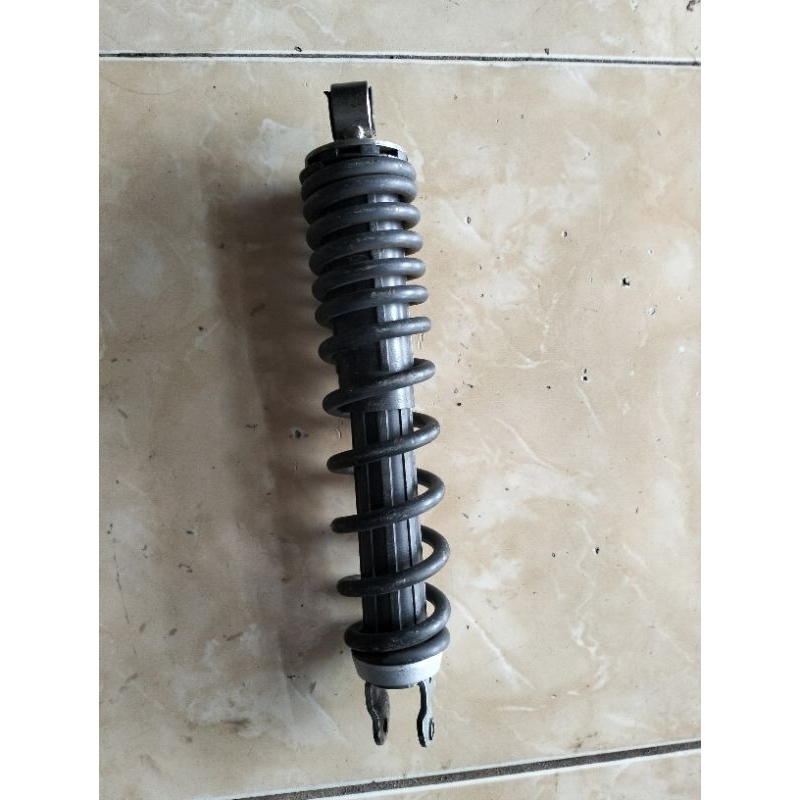 Jual SHOCKBREAKER BELAKANG VARIO 125/150 ORIGINAL CABUTAN. | Shopee Indonesia