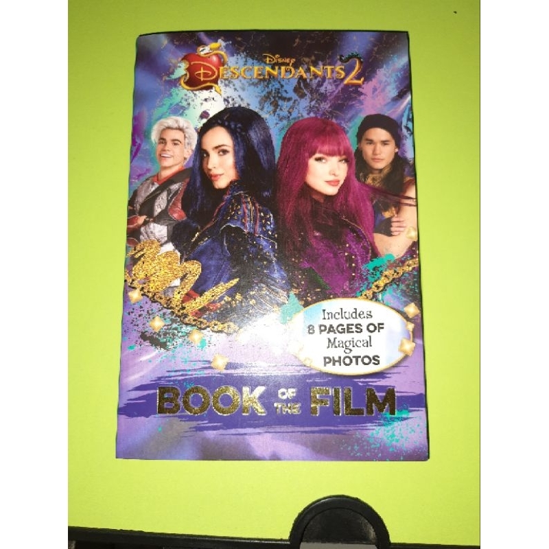 Jual buku disney descendants 2 book of the film | Shopee Indonesia