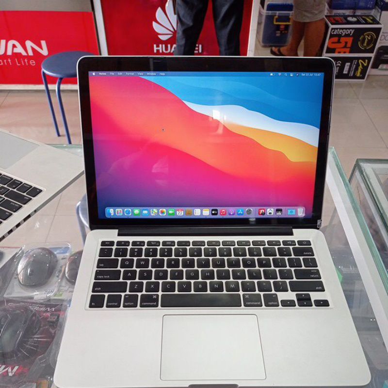 Jual MACBOOK PRO 2015 13 INCH | Shopee Indonesia