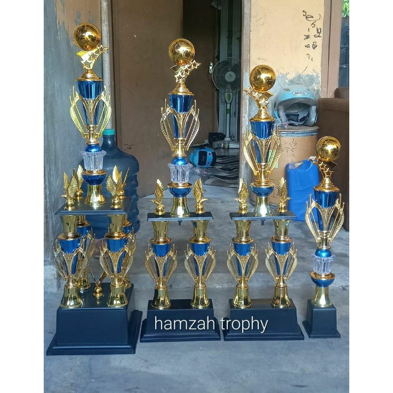 Jual piala trophy 1 set juara 1234 ( kaki 4,kaki 2,kaki 2,kaki 1 ...