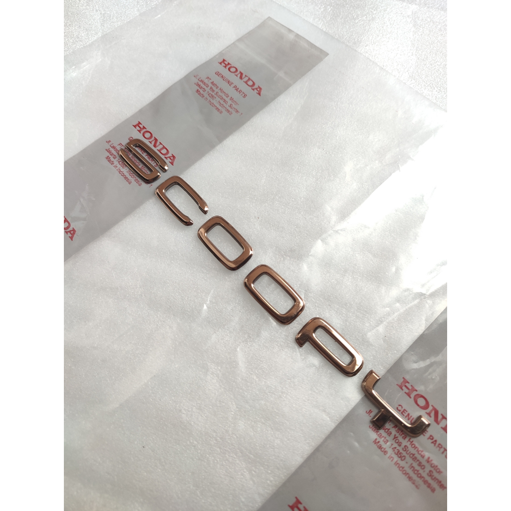 Jual Emblem scoopy lengkap honda scoopy new kode part k2f warna tembaga ...