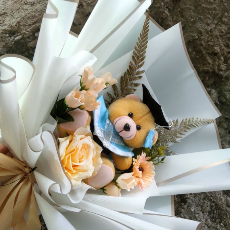 Jual BUCKET BONEKA WISUDA+ BUNGA | Shopee Indonesia