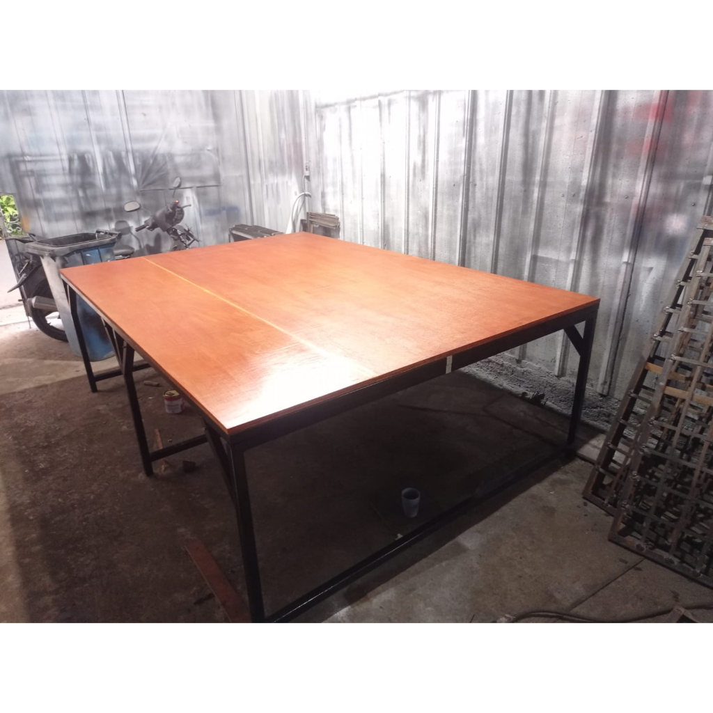 Jual Meja Besi Potong Bahan Kain Konveksi 1 Alas Papan Triplek Plitur ...