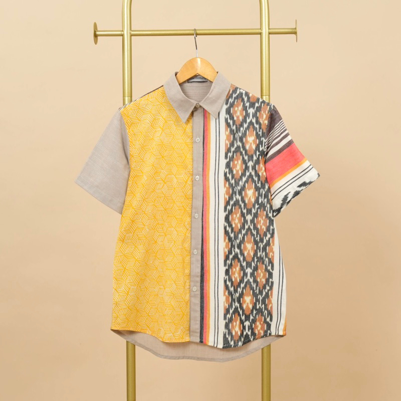 Jual Kemeja Batik Pria M1136 Cream Tangan Pendek | Shopee Indonesia