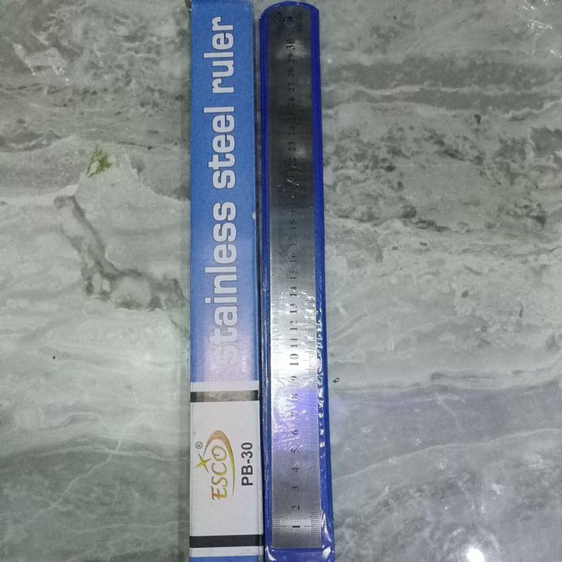 Jual Penggaris garisan besi 30 cm lentur kuat Steanlis | Shopee Indonesia
