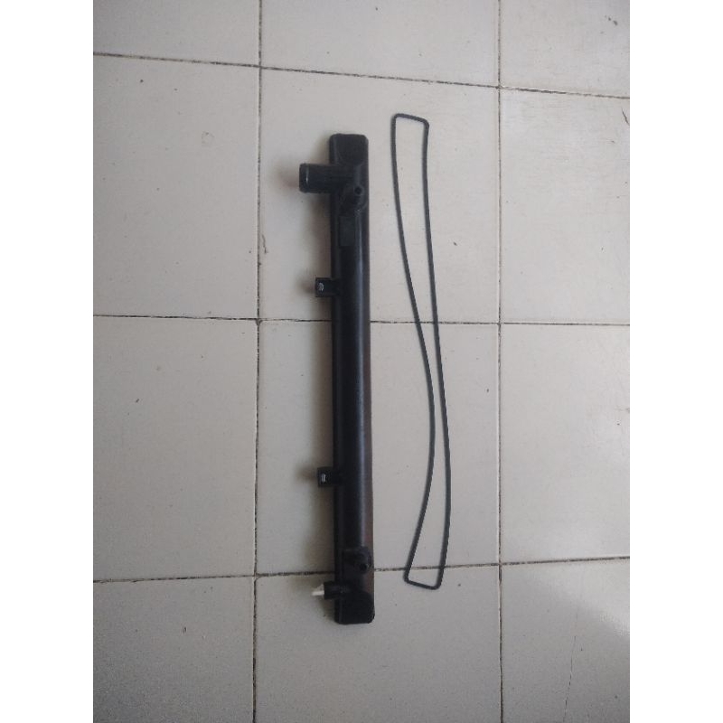 Jual Seal karet uppertank radiator Granmax lebar | Shopee Indonesia