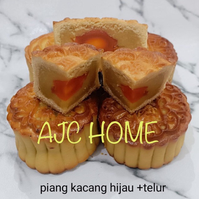 Jual MOON CAKE TAUSA HIJAU TELUR ASIN ISI 4 | MOONCAKE KACANG HIJAU ...