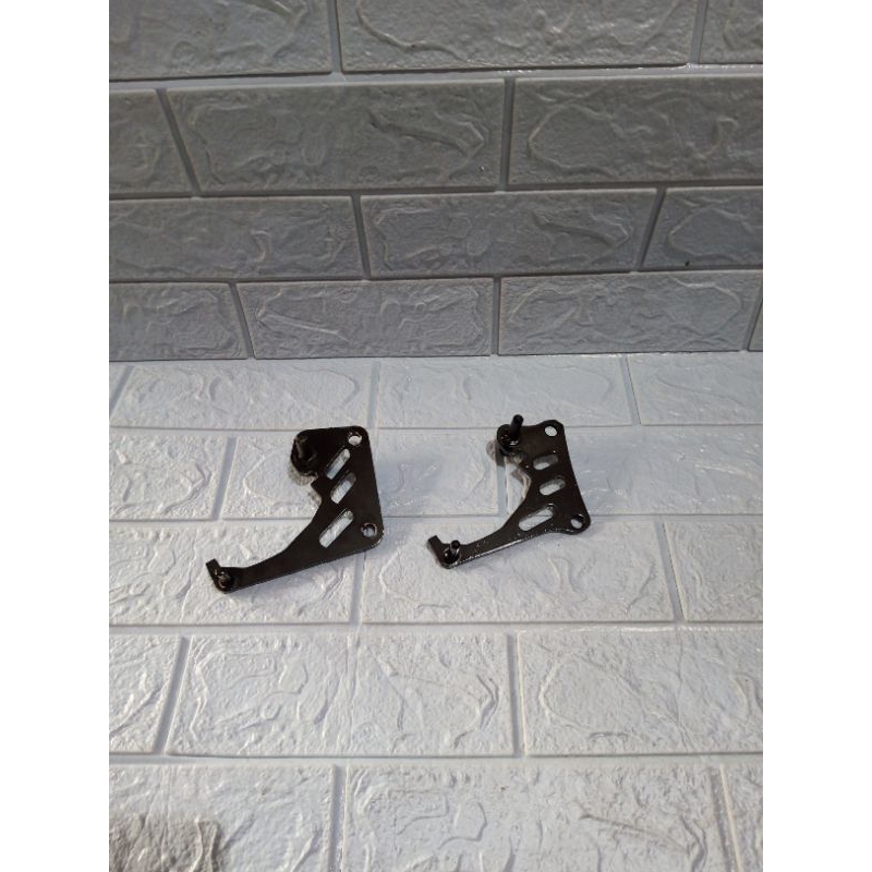 Jual Braket kaliper R15v3/mt15/xsr 320 kaliper ORIginal | Shopee Indonesia