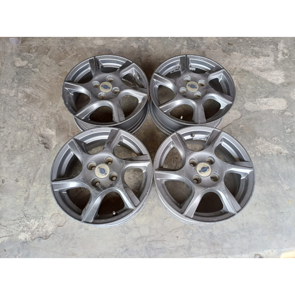 Jual Velg Mobil Copotan Datsun Ring 15 Pcd 4x100 | Shopee Indonesia