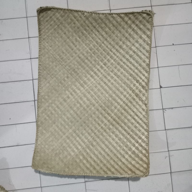Jual TIKAR PANDAN 50x60 cm-+ TIKAR DUDUK TIKAR PIKNIK TIKAR ANYAMAN ...