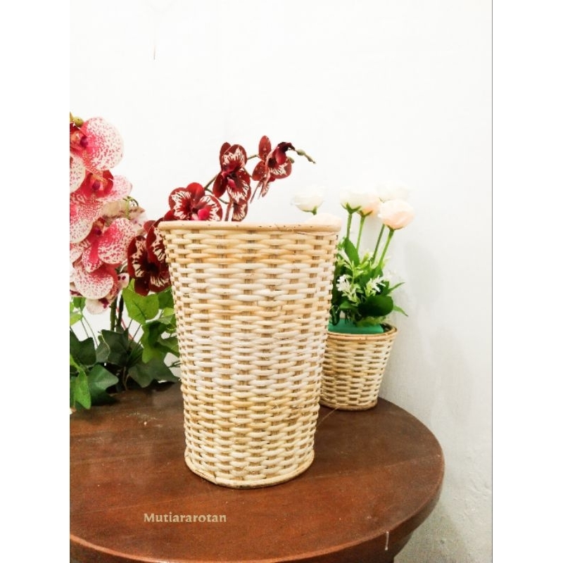Jual [bulat bakul 27cm] pot anyaman rotan cantik dan aestetich ukuran ...