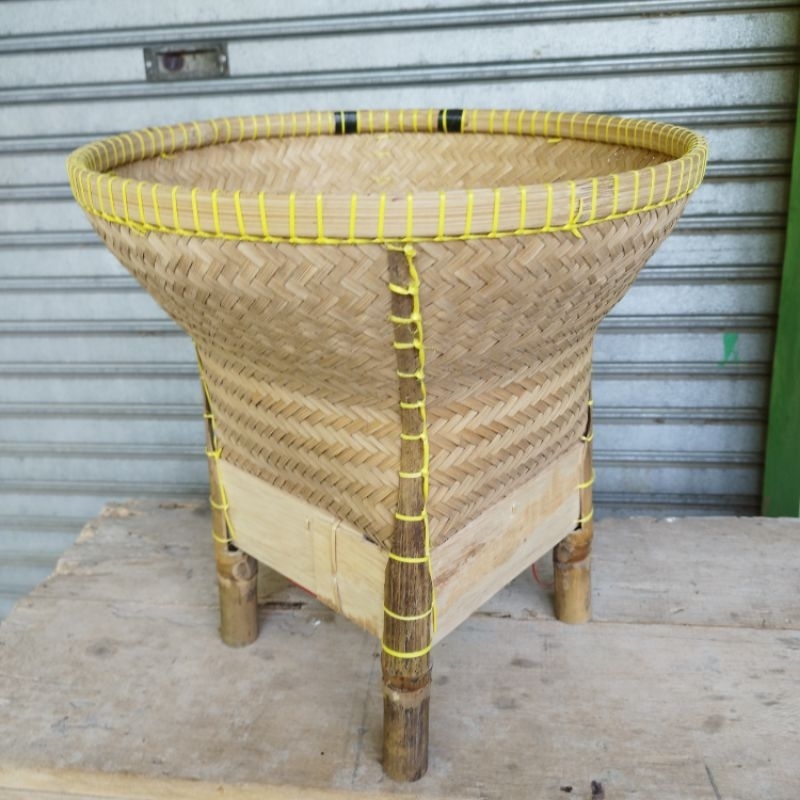 Jual Bakul Nasi Wakul Bambu Boboko Ada Kaki Diameter 38cm | Shopee ...