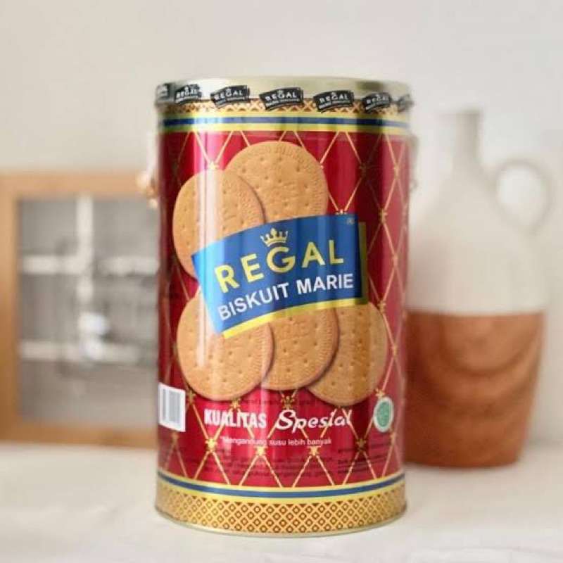 Jual FREE BUBBLEWRAP & DUS !! Regal Marie Kaleng Rantai 1000 Gram Snack ...