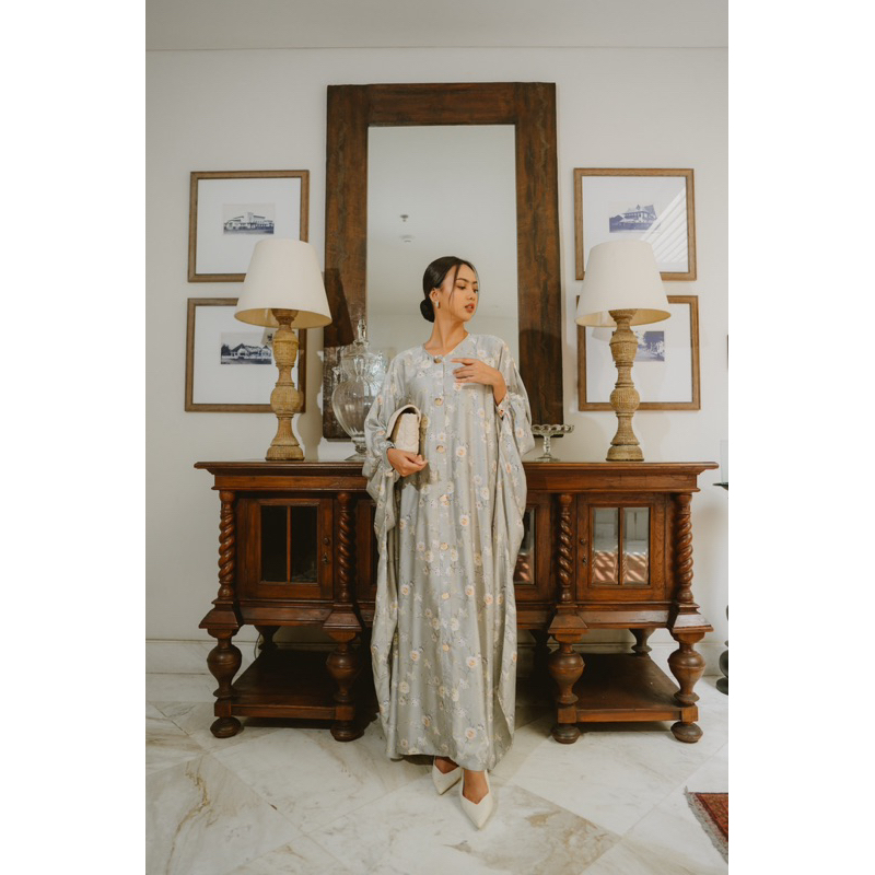 Jual Merien Kaftan Flowers Edition (Sage Green) | Shopee Indonesia