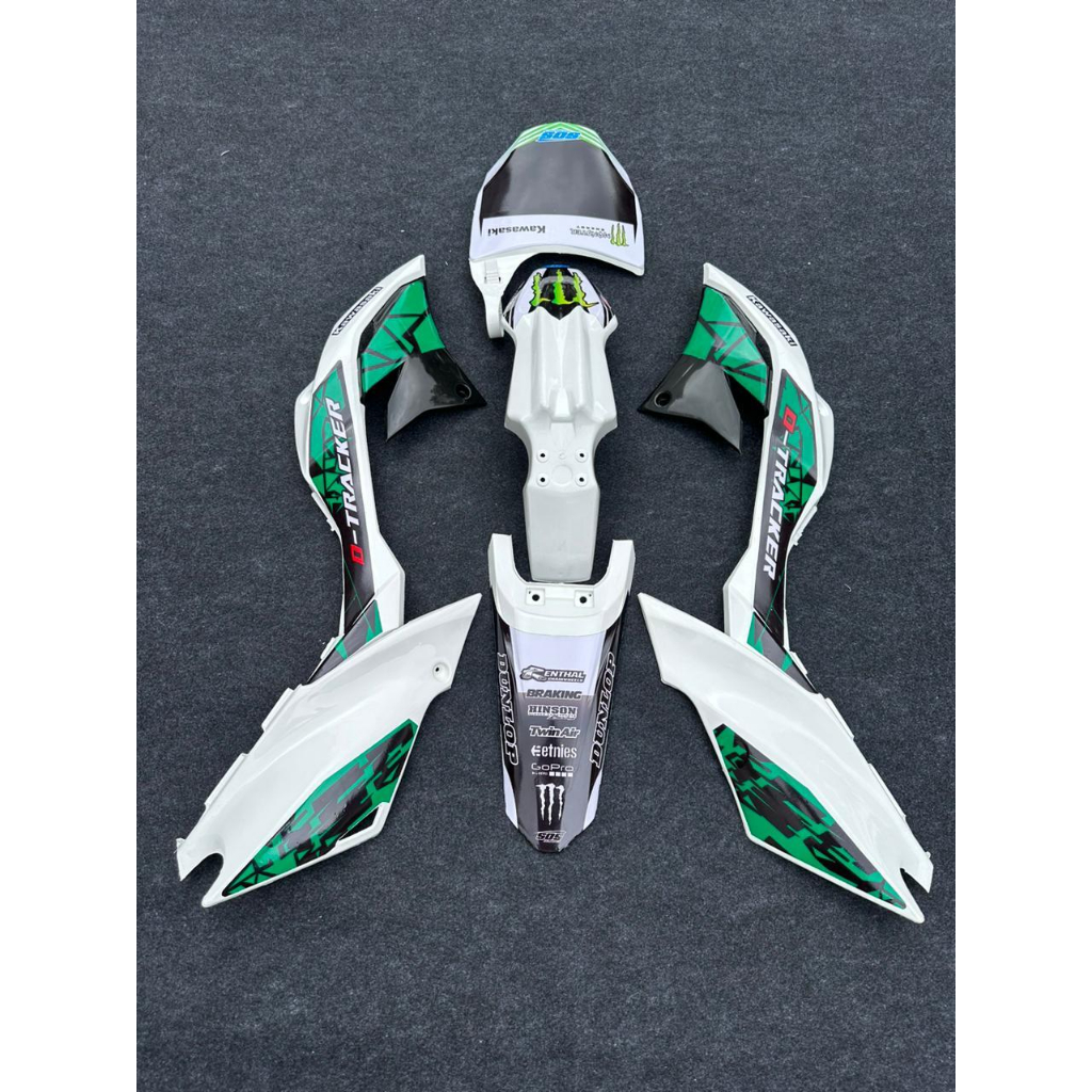 Jual Cover Body Spakbor Depan Belakang Dan Papan Nomor KLX 150 Dtracker New Plus Striping ...