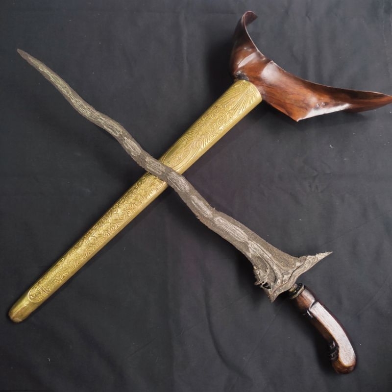 Jual Keris Naga Raja Luk 7 Pamor Melati Sinebar STW Garap Alusab ...
