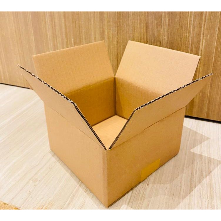 Jual KARDUS BOX POLOS BARU UKURAN 17X17X8 CM | Shopee Indonesia