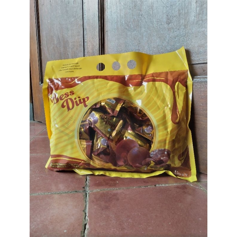 Jual PROMO !! BESS DIIP COKLAT BOLA LEBARAN CHOCHO CRISPY PACK | Shopee ...