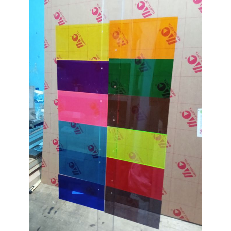 Jual acrylic/akrilik lembaran A5 warna transparan/riben | Shopee Indonesia