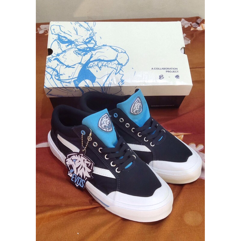 Jual Patrobas X Evos Navy Bonus Sandal | Shopee Indonesia