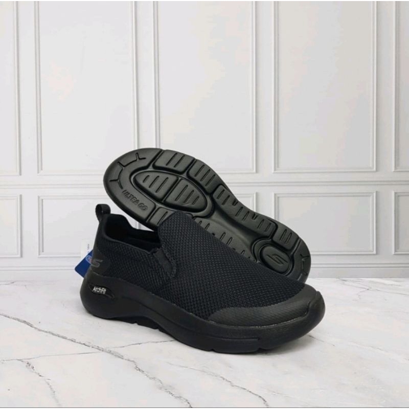 Jual Sepatu Skechers Gowalk Arch Fit-Iconic Go walk Skecher Fiticonic ...