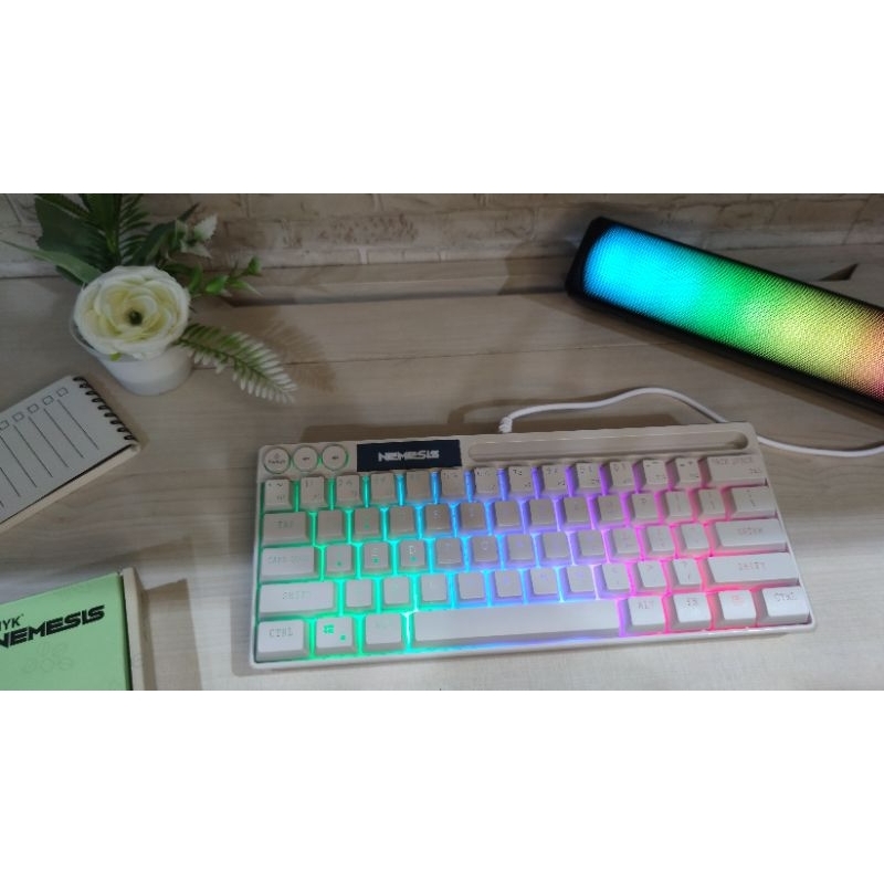 Jual KEYBOARD GAMING-NYK ERIS K06 dengan holder handphone/ tablet ...