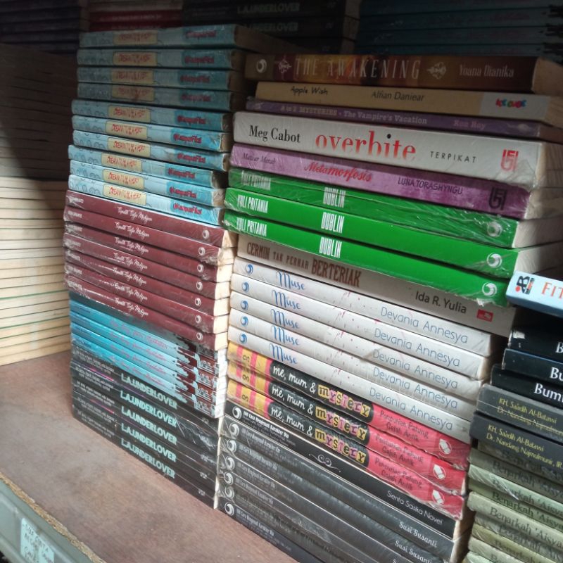 Jual PROMO BUKU MURAH ORIGINAL / BUKU RANDOM / NOVEL REMAJA / NOVEL ...
