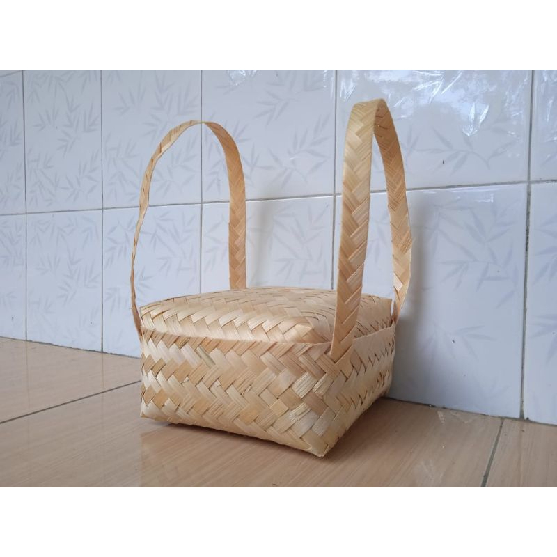 Jual Besek Jinjing 20X20 Besek Cangking Besek Bambu Modern Tas Besek ...