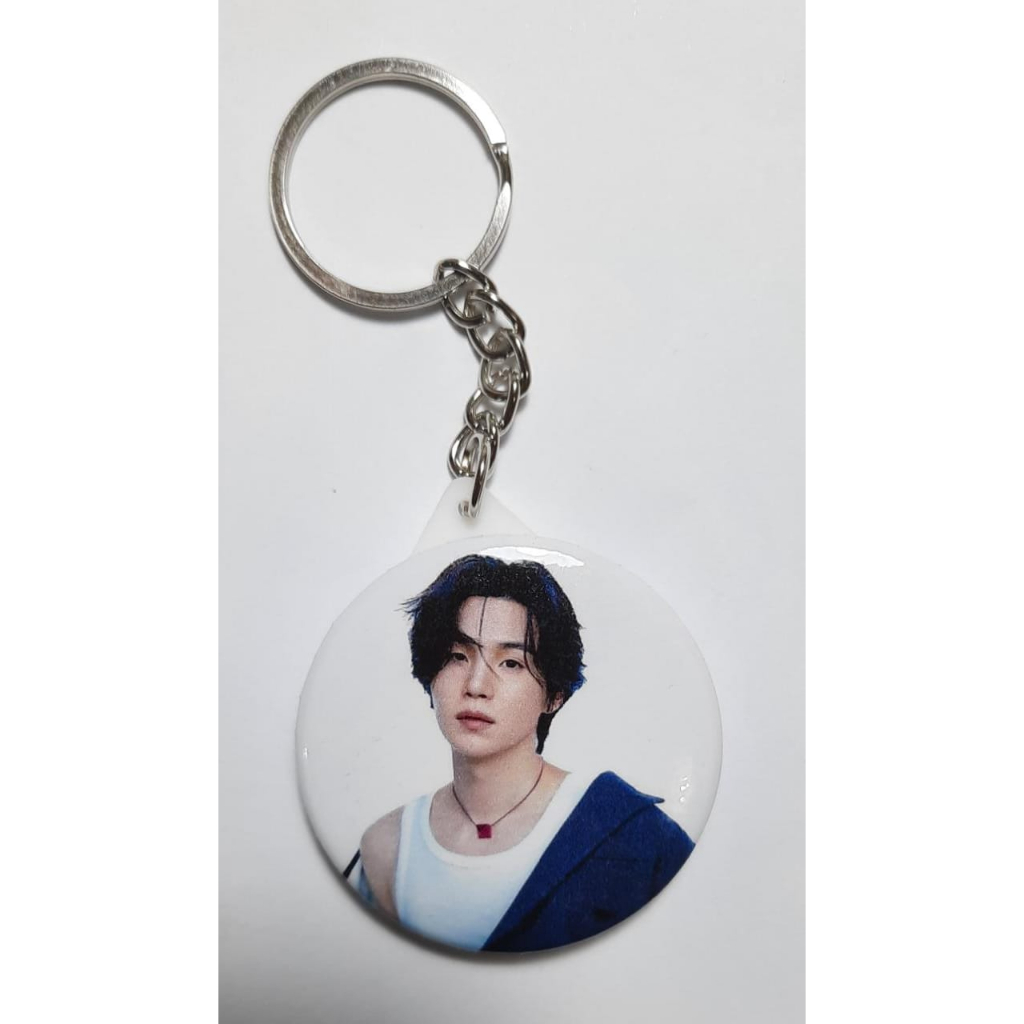 Jual Freebies Suga/bisa Custom/Freebies Gantungan kunci Suga Agust D tour/Gantungan kunci Suga D ...