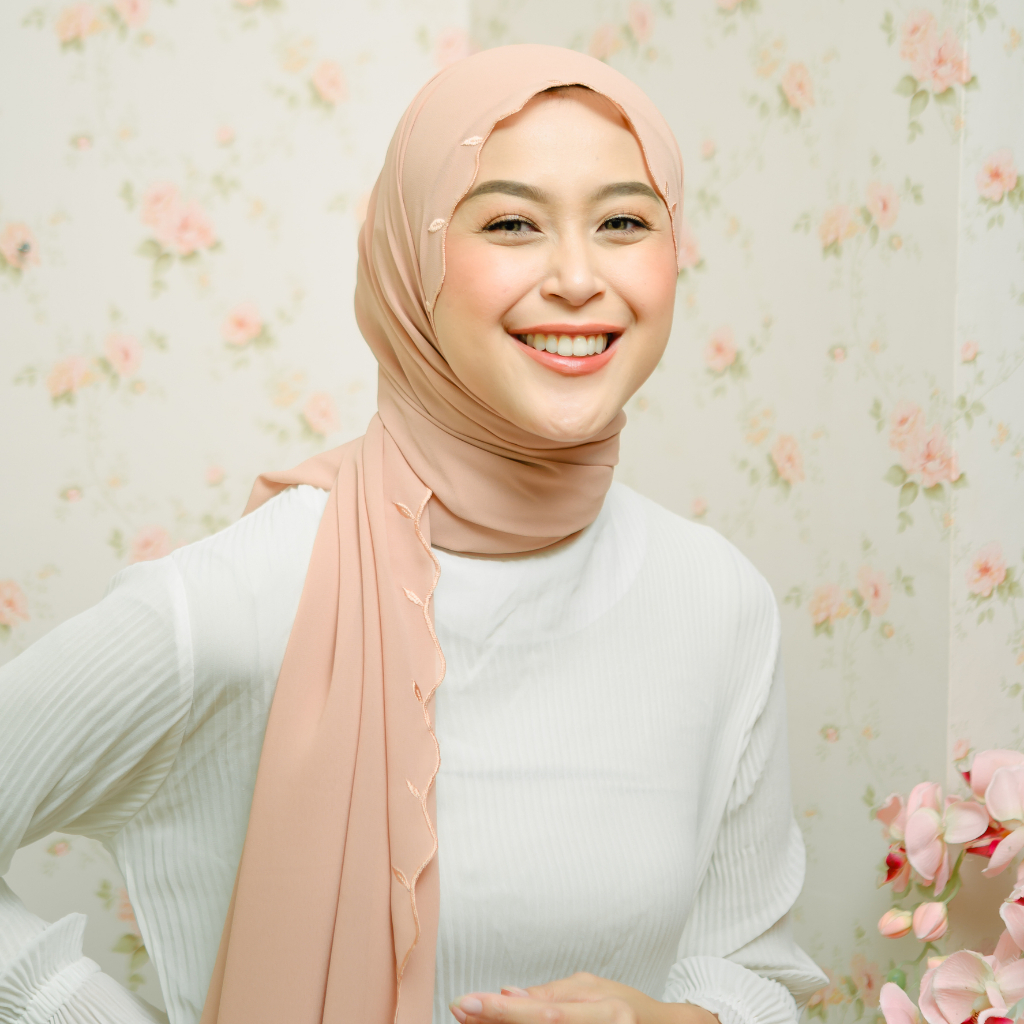 Jual Lozy Hijab - Jade Classic Shawl (Pashmina Embroidery Babydoll Bordir Daun) | Shopee Indonesia