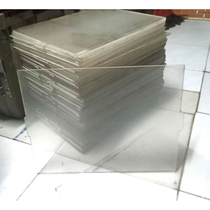 Jual Acrylic / mika bening dot size 31 x 24 x tebal 4mm | Shopee Indonesia