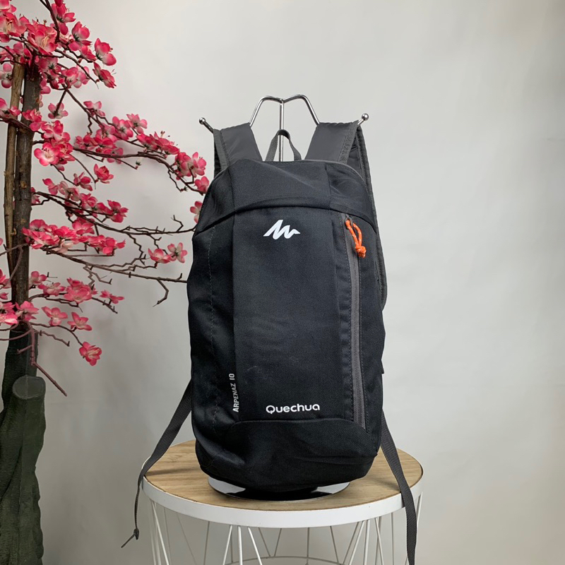 Jual Tas Backpack QUECHUA BLACK | Shopee Indonesia