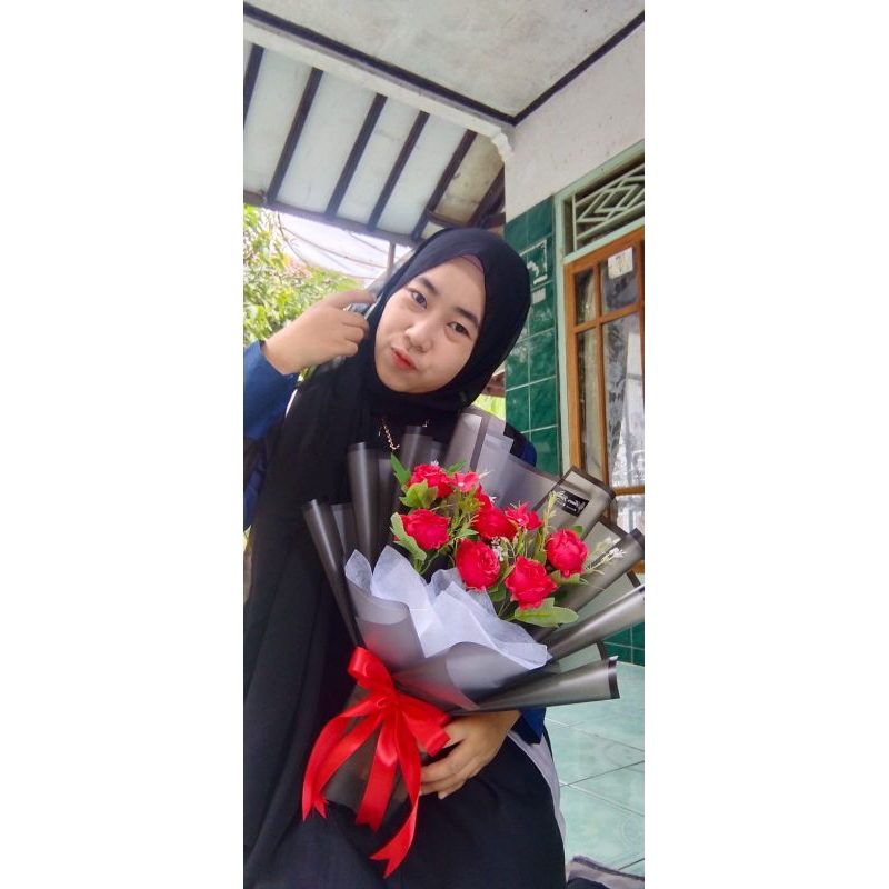 Jual Buket bunga/ bucket wisuda/ buket weding | Shopee Indonesia