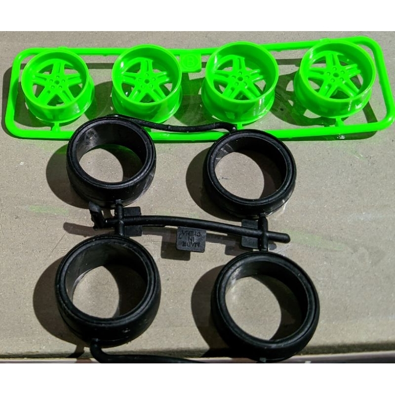 Jual Ban + Velg Tamiya Large | Shopee Indonesia