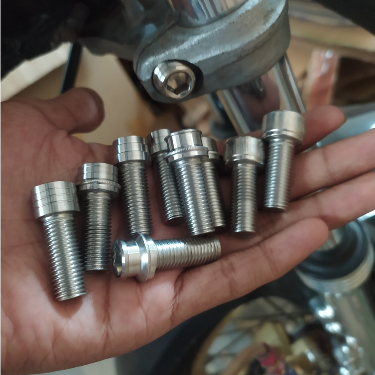 Jual Baut T bawah ninja R stainless custom bubut (1pcs) | Shopee Indonesia