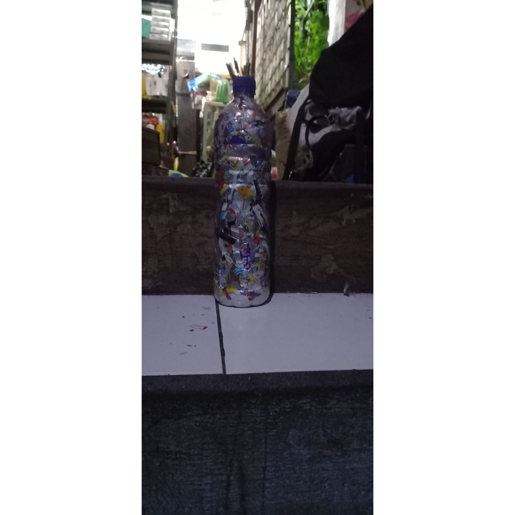 Jual Ecobrick botol Aqua atau Club 1500 ml, kepadatan 550 - 600 gram ...